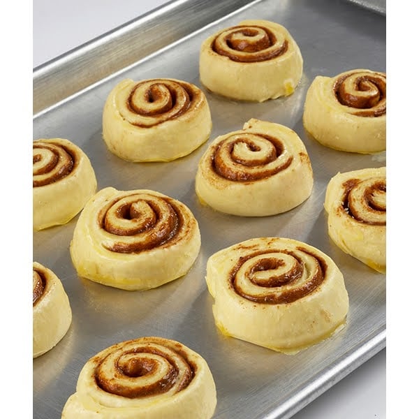 Cinnamon in Baking: Tips, Recipes, and Best Practices
